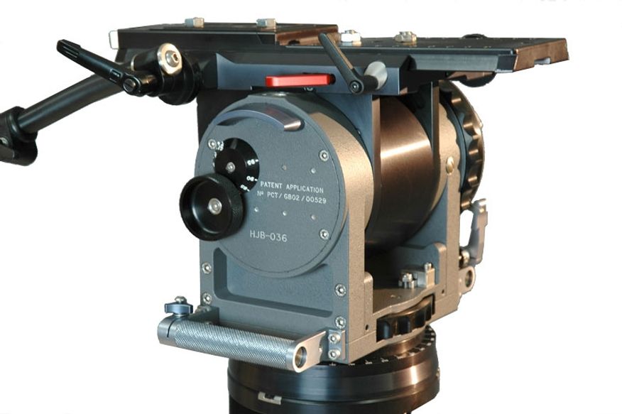 Atlas Balanced fluid head